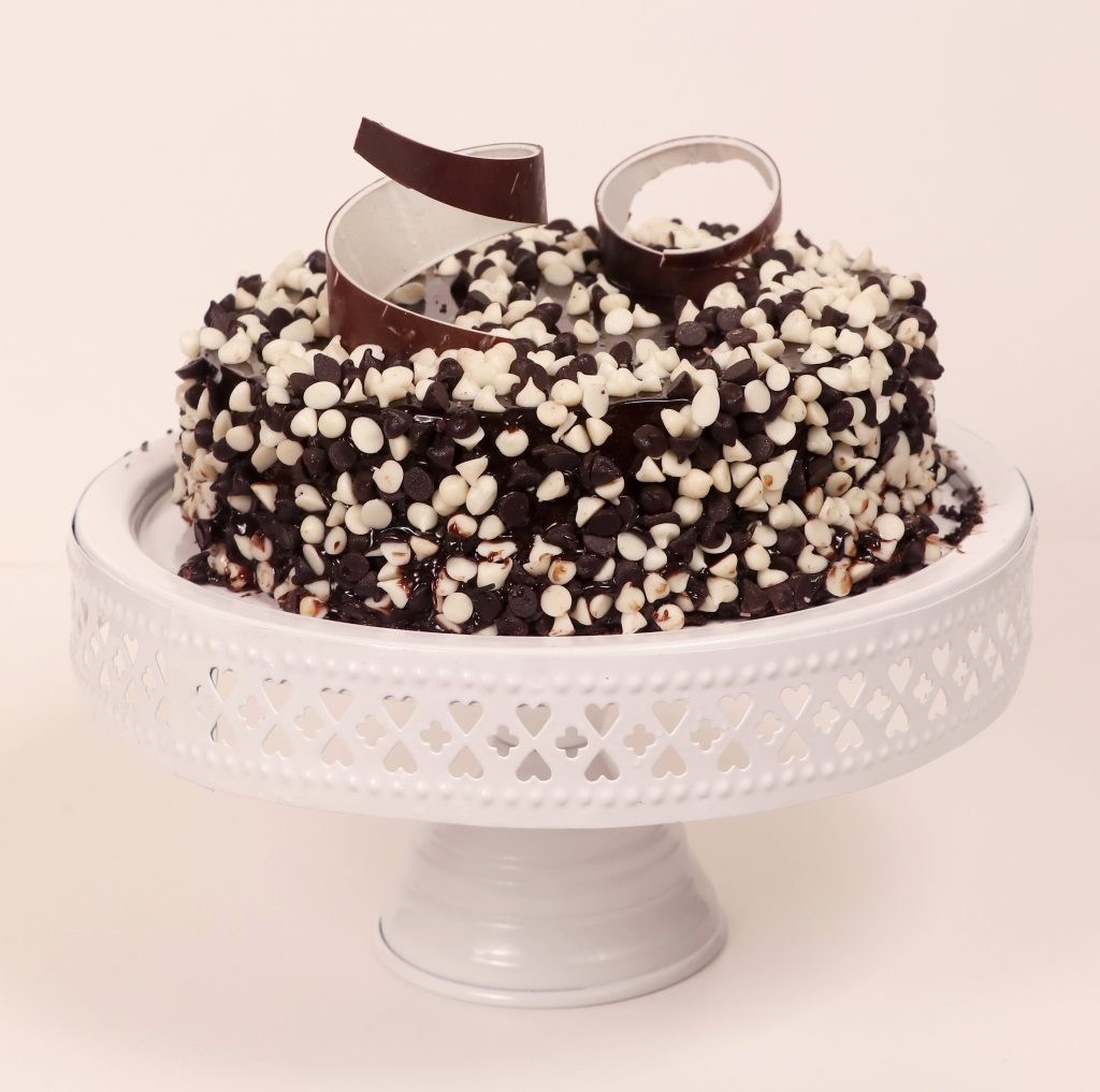 Cake Bourbon Fancy – Lovely Bake Studio